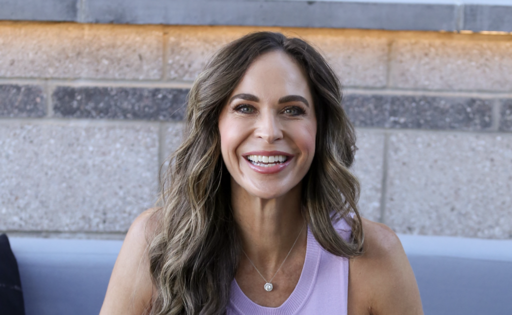 About - Bronwyn Ison